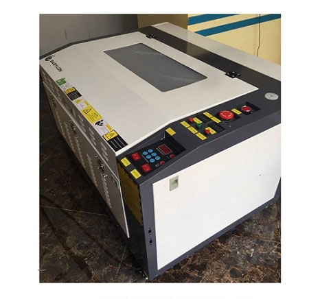 Máy cắt laser làm mô hình gỗ - Goldenmicronvn.com